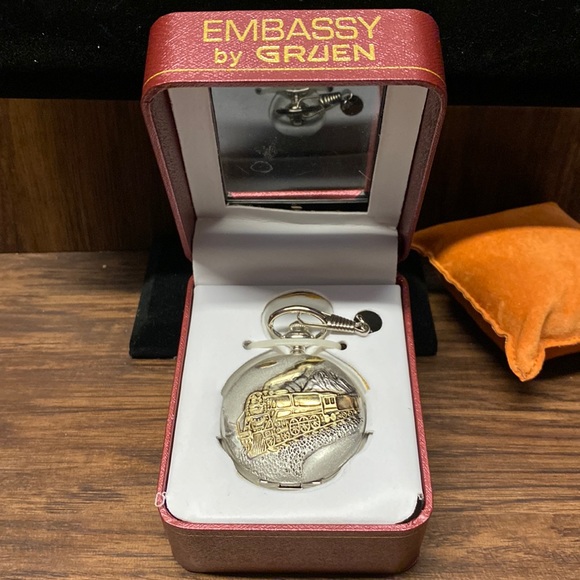 Accessories | New In Box Vintage Embassy By Gruen Silver And Gold ...